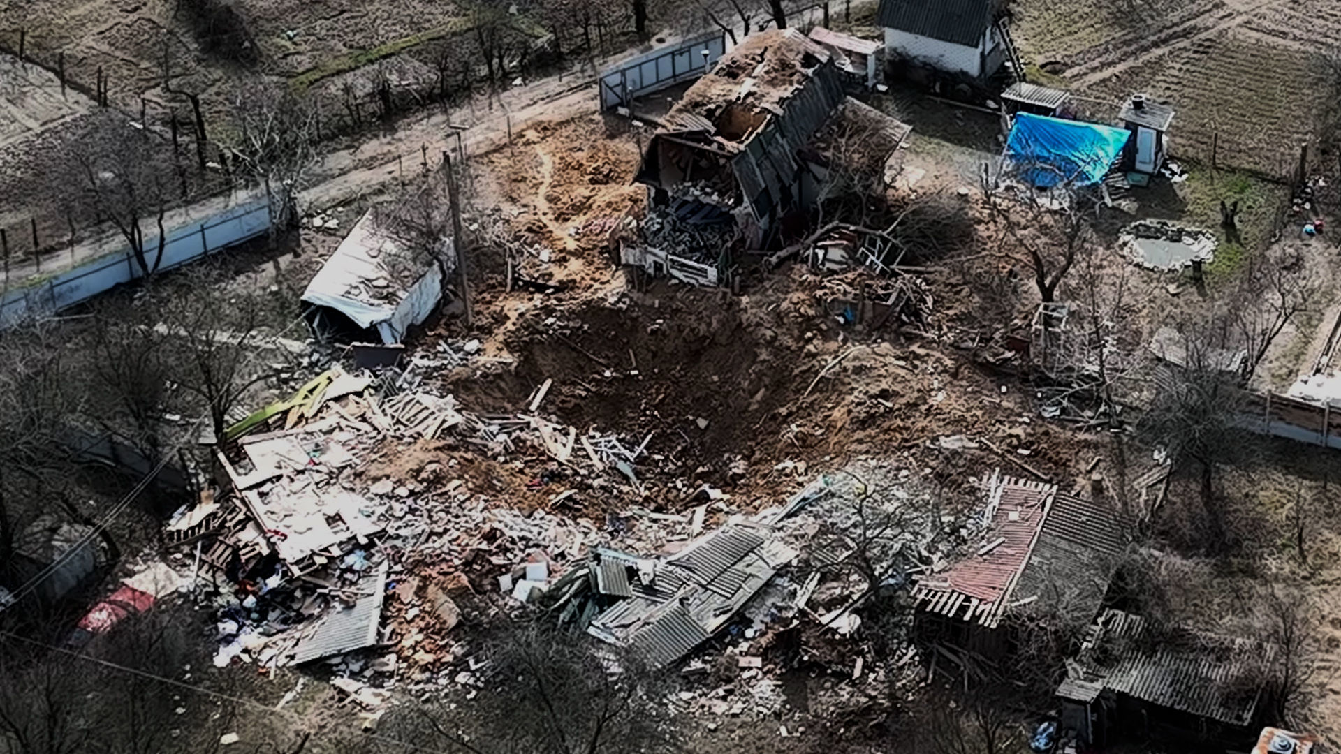 ukraine war house crater destroyed building drone scan FREE free VR ...