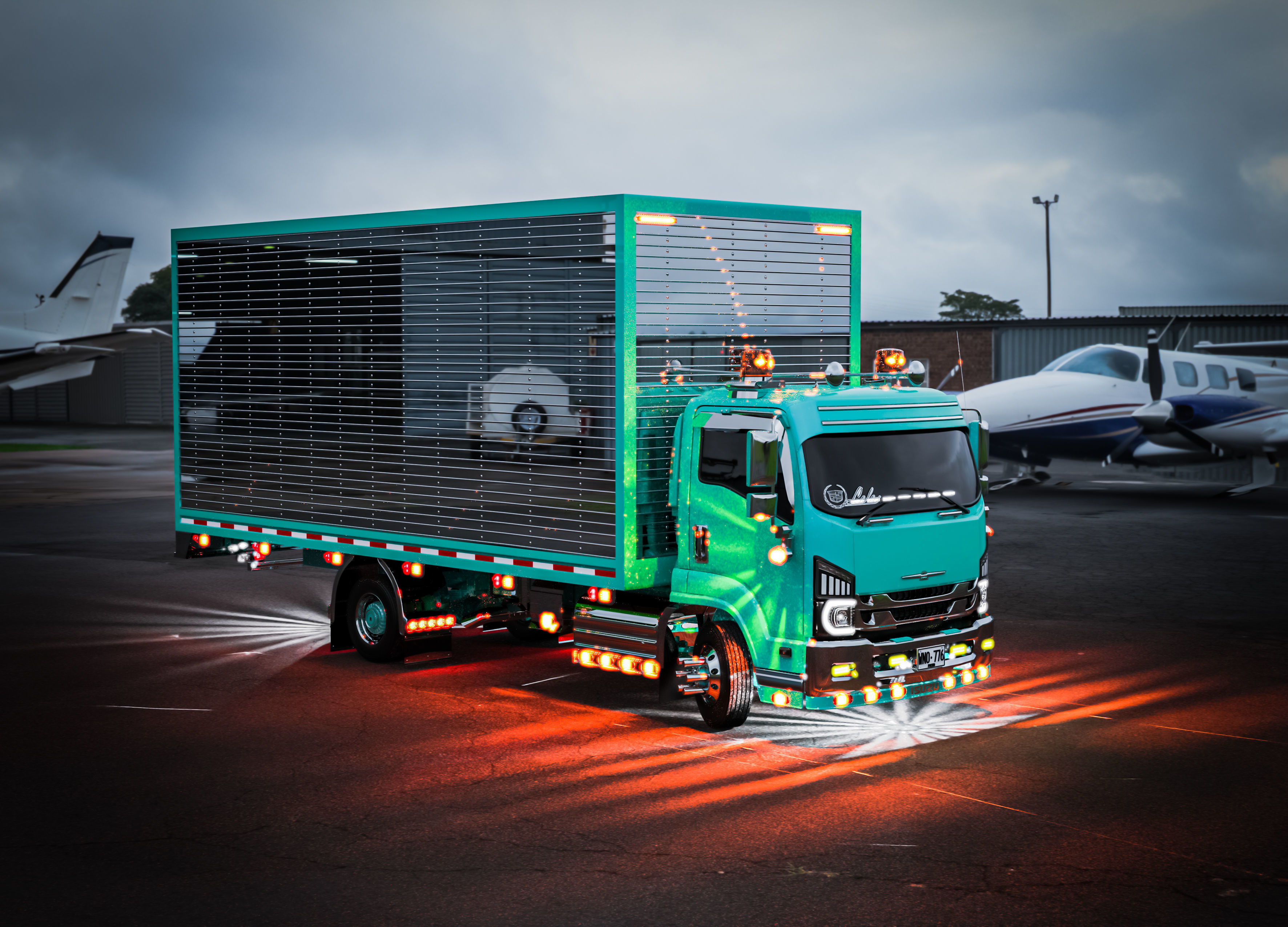 Isuzu FRR Forward box truck 3D model | CGTrader