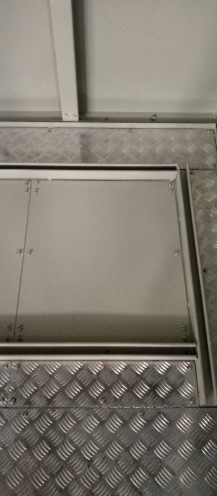 Electrical Kiosk - E-kisok 3D model | CGTrader