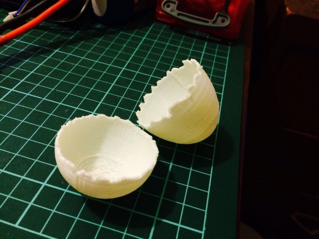 Cracked Egg free 3D model 3D printable | CGTrader